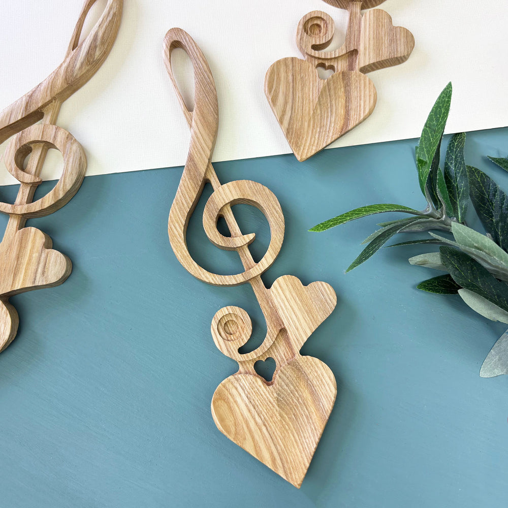 Welsh Love spoon | Welsh gifts | Adra