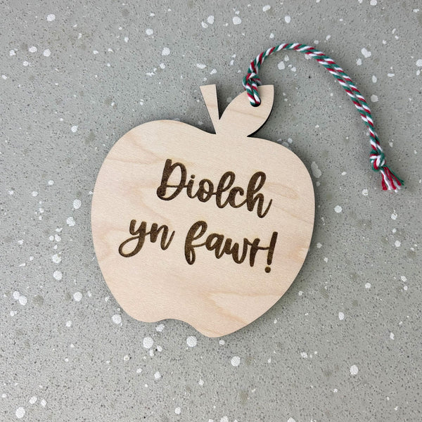 Diolch yn fawr Decoration | Welsh thank you gifts | Adra