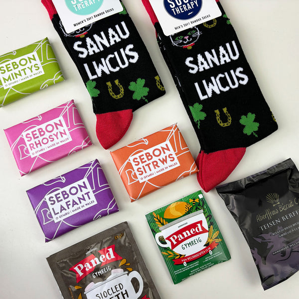 Welsh Good luck Letterbox Gift | Welsh Hampers and gift sets | Adra